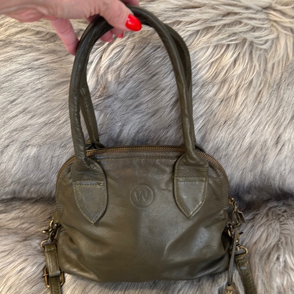 Wanderers Travel Co. | Bags | Price Firm Wanderers Travel Co Olive ...